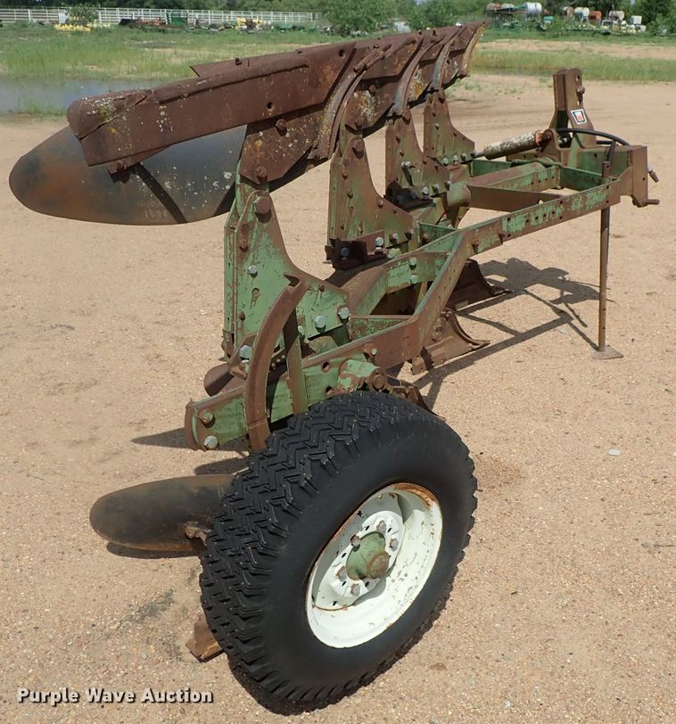 Oliver 6342 four bottom rollover plow in Kinsley, KS | Item GV9515 sold ...