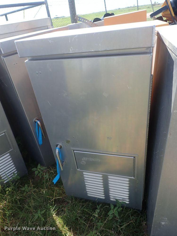 (11) stainless steel control boxes in Mcpherson, KS | Item GS9230 sold ...