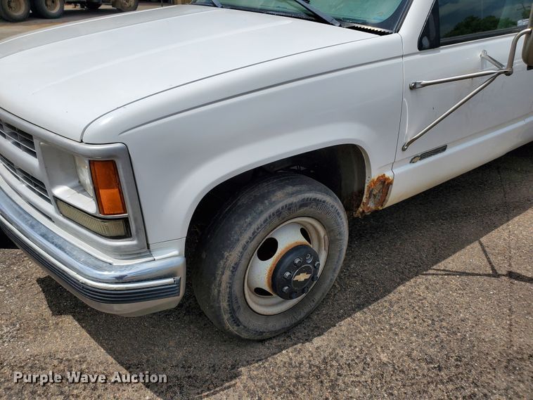1998 Chevrolet Cheyenne 3500 Crew Cab utility bed pickup truck in ...