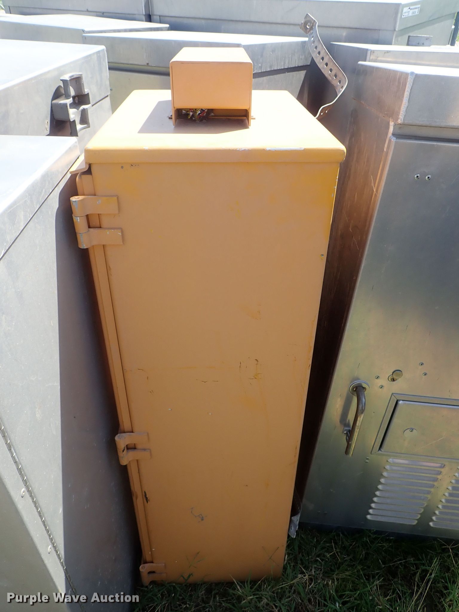 (11) stainless steel control boxes in Mcpherson, KS | Item GS9230 sold ...