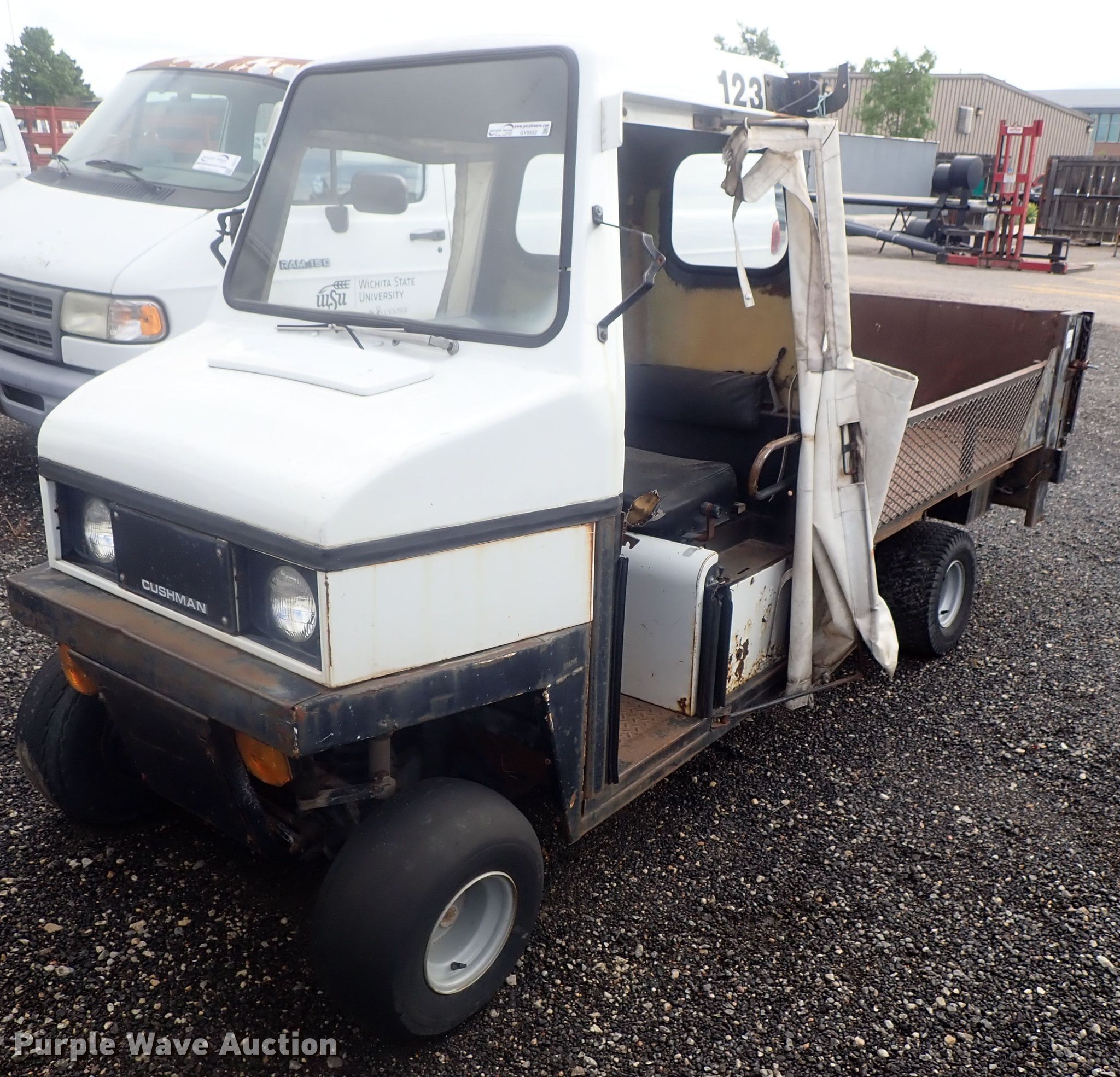 1989 Cushman 898459-8920 utility vehicle in Wichita, KS | Item GV9538 ...