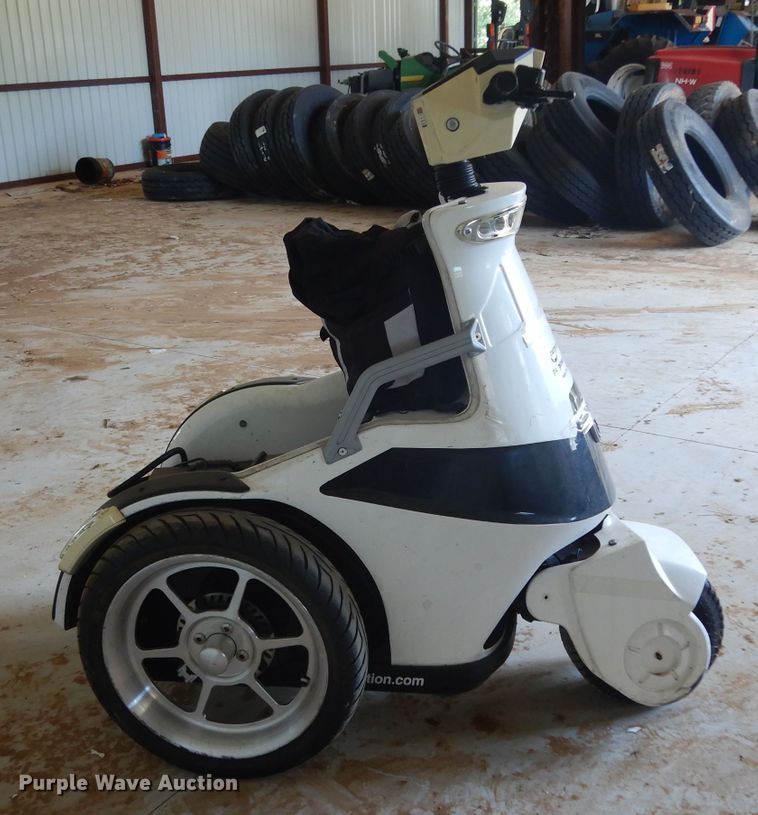 T3 Patroller ESV Segway in Whitesboro, TX | Item DG6861 sold | Purple Wave