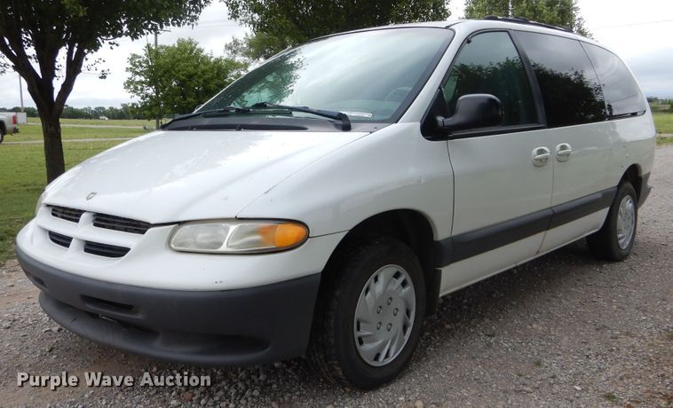 2000 Dodge Grand Caravan van in Enid, OK | Item HS9580 sold | Purple Wave