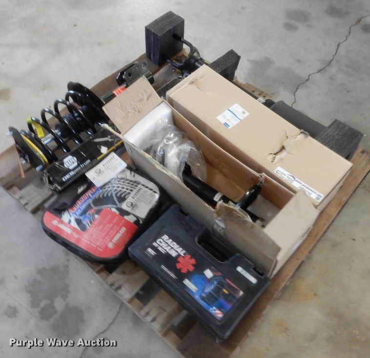 Automotive parts and accessories in Alva, OK | Item HS9742 sold ...