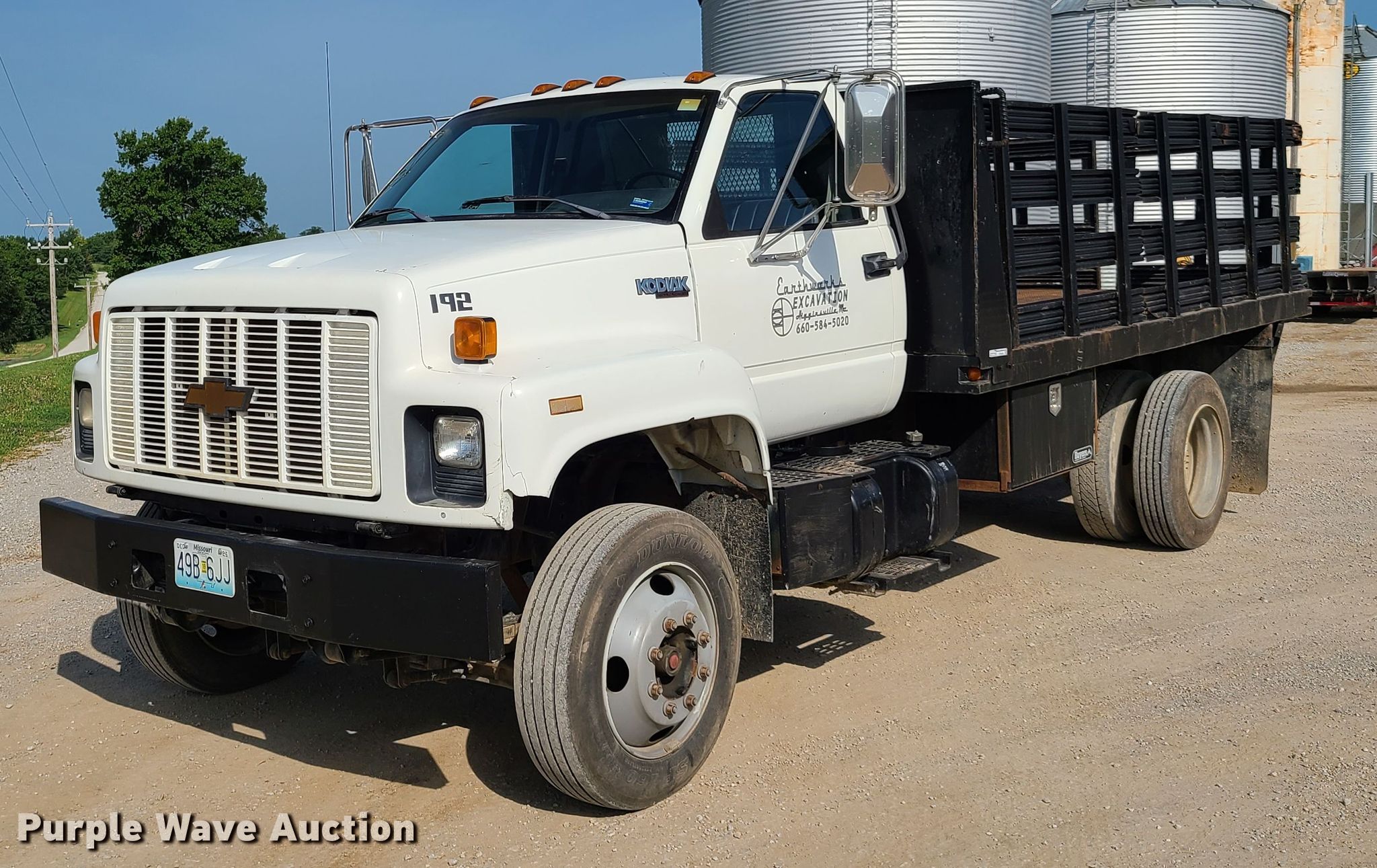 1992 Chevrolet Kodiak C5500 flatbed truck in Higginsville, MO | Item ...