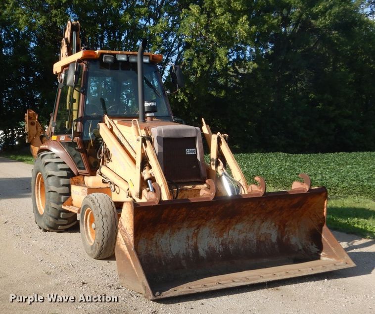 1991 Case 590 backhoe in Hutchinson, MN | Item FK9376 sold | Purple Wave