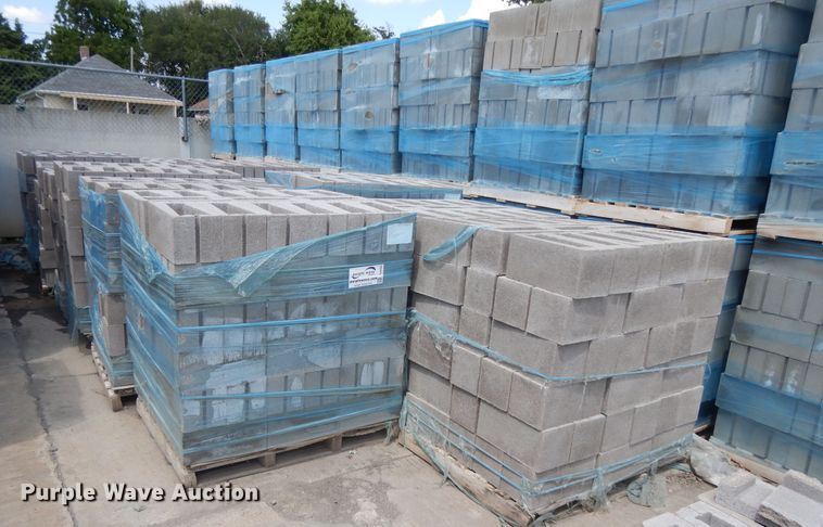 Concrete blocks in Salina, KS | Item DJ3293 sold | Purple Wave
