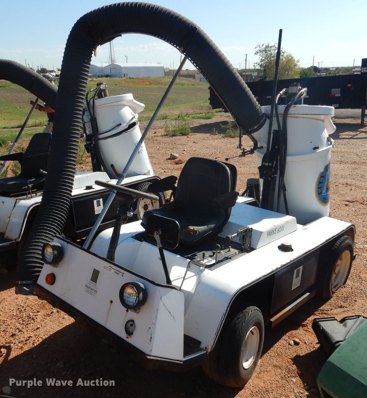 Elephant Vac lawn and leaf vacuum in Borger, TX | Item HO9821 sold ...