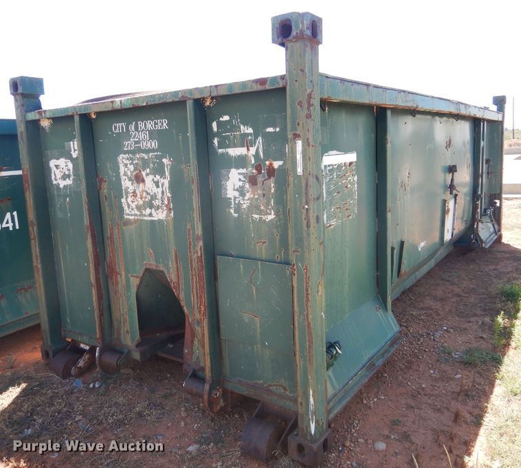 Roll-off container in Borger, TX | Item HO9883 sold | Purple Wave