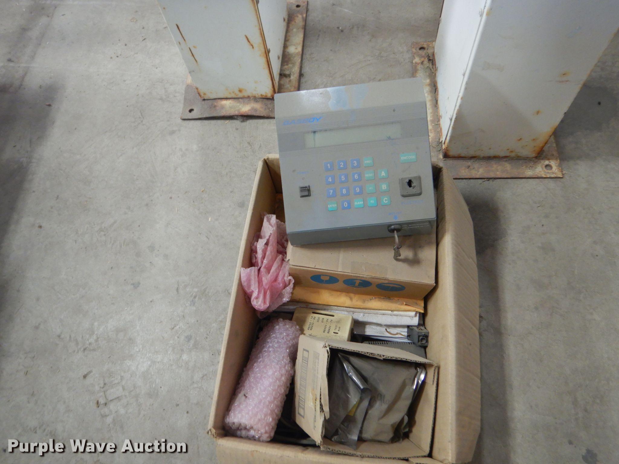 (2) Gasboy Series 1000 pump readers in Burlington, IA | Item FK9446 ...