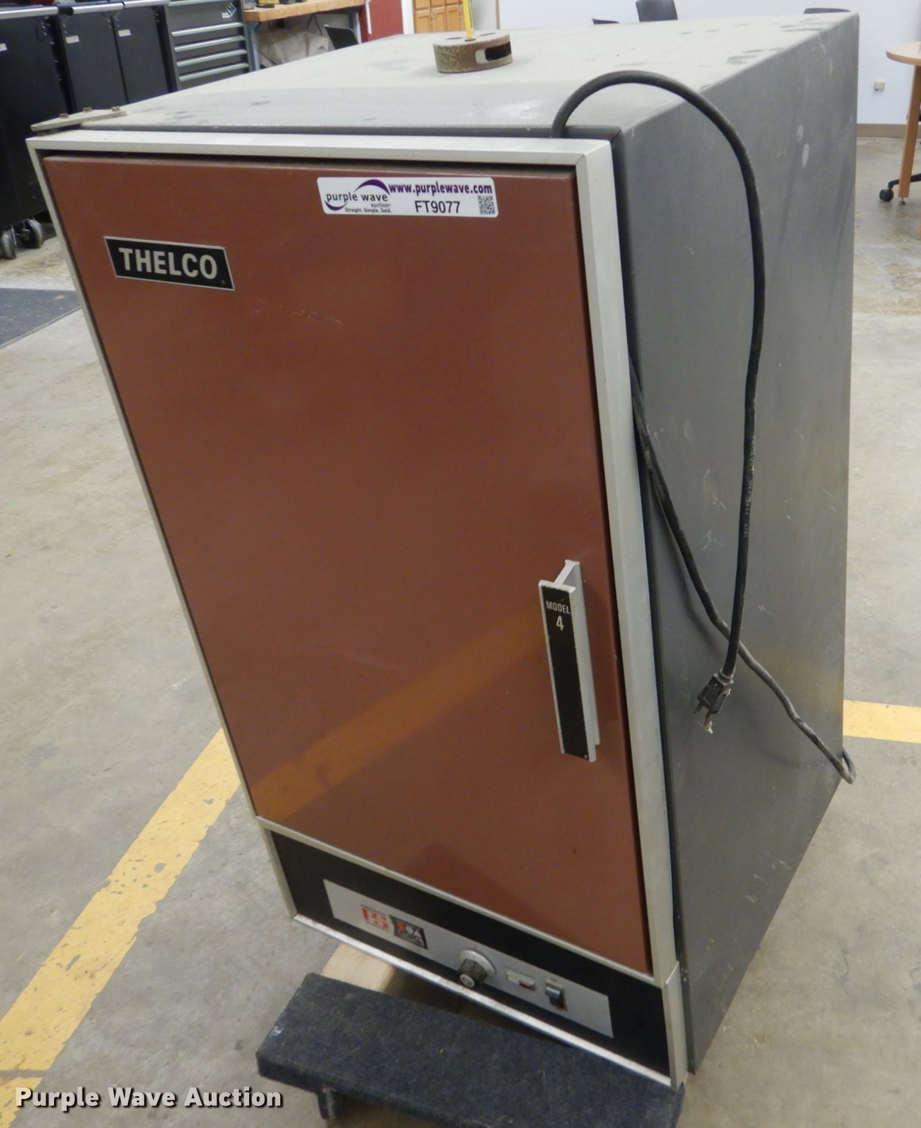 Thelco laboratory oven in Centerville, IA | Item FT9077 sold | Purple Wave