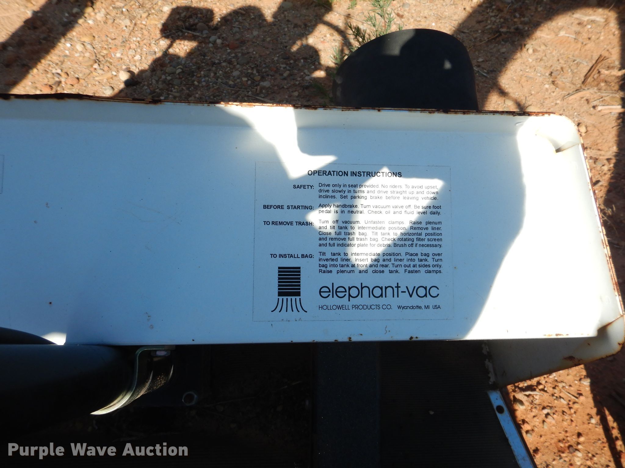 Elephant Vac lawn and leaf vacuum in Borger, TX | Item HO9820 sold ...