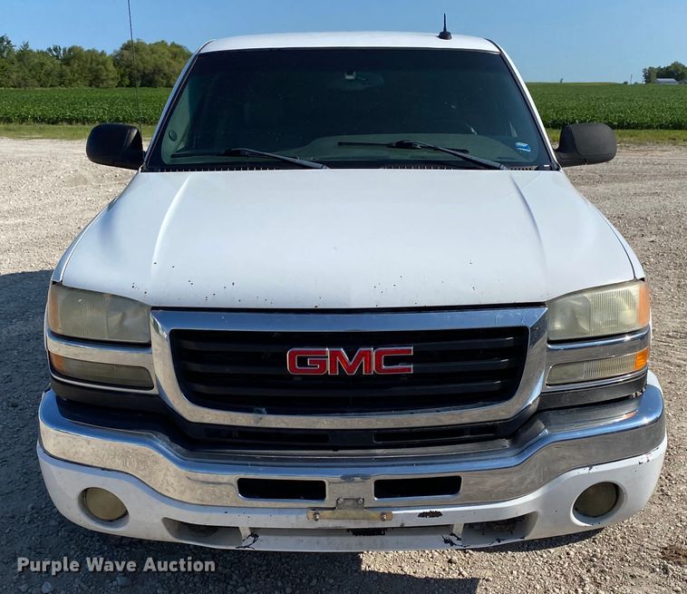 2003 GMC Sierra 2500HD Ext. Cab pickup truck in Nevada, MO | Item ...