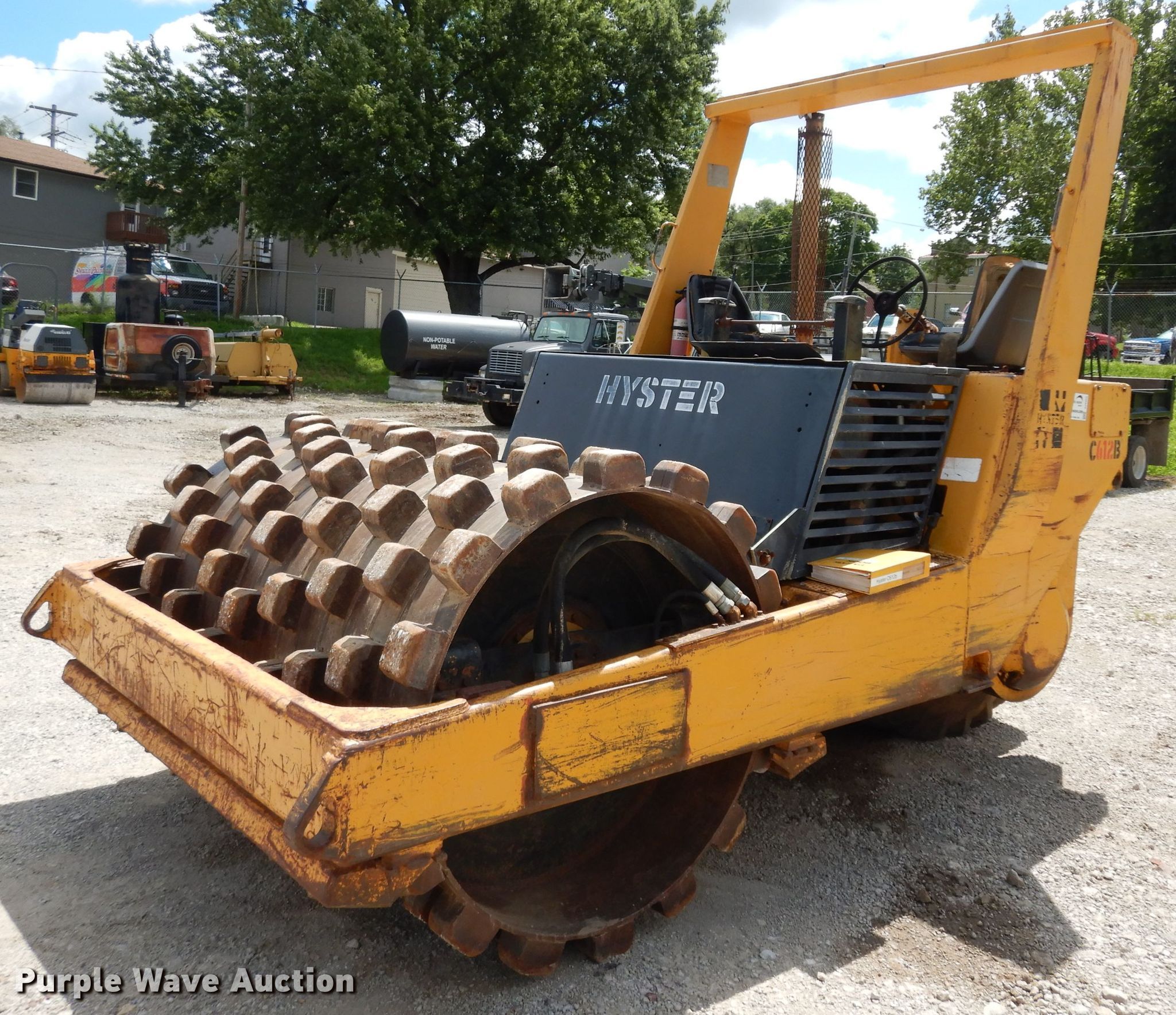Hyster C612B vibratory single drum roller in Leavenworth, KS | Item ...