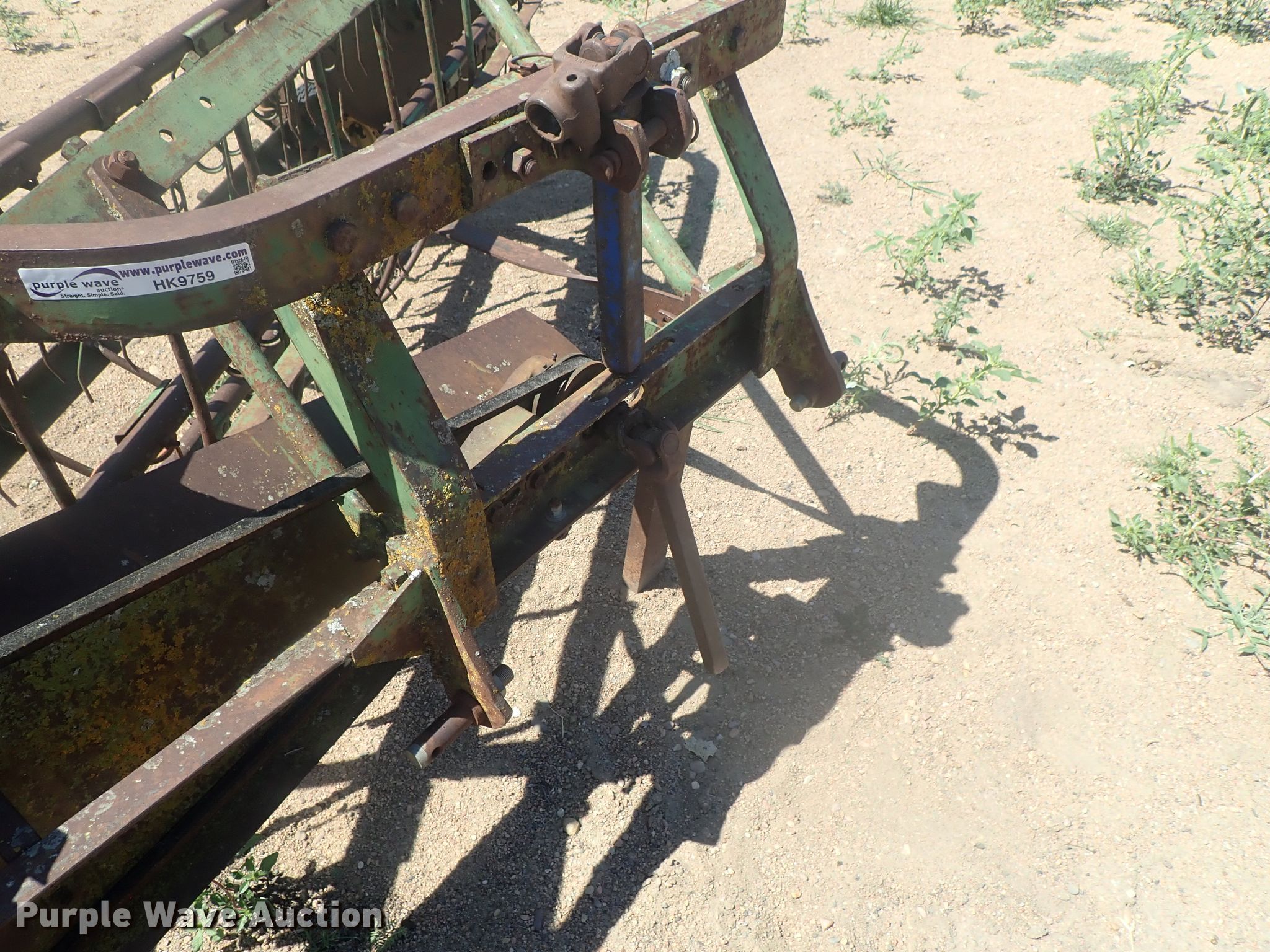 John Deere 350 hay rake in Kinsley, KS | Item HK9759 sold | Purple Wave