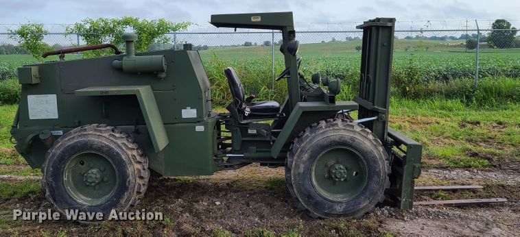 U.S. Army M4K forklift in Kearney, MO | Item EZ9131 sold | Purple Wave