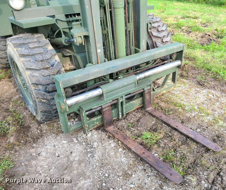 U.S. Army M4K forklift in Kearney, MO | Item EZ9131 sold | Purple Wave