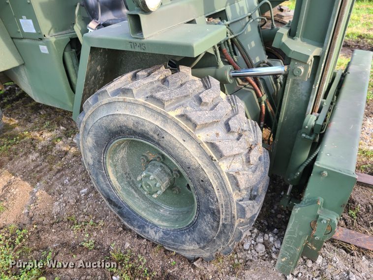 U.S. Army M4K forklift in Kearney, MO | Item EZ9131 sold | Purple Wave