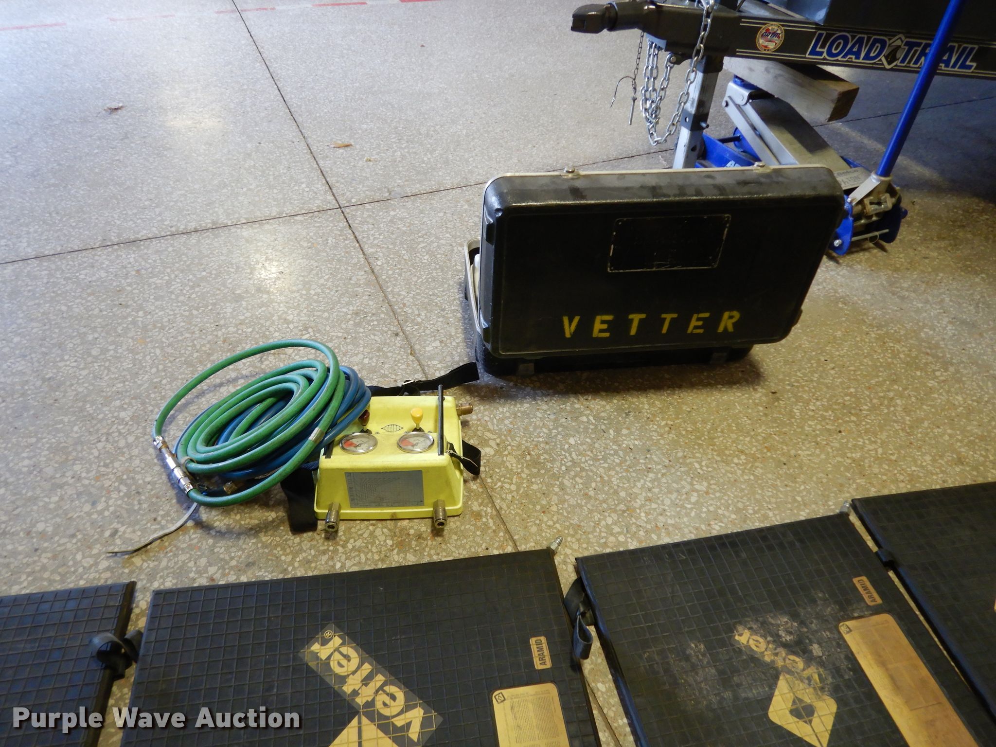 Vetter vehicle rescue air bag in Emporia, KS | Item HY9560 sold ...