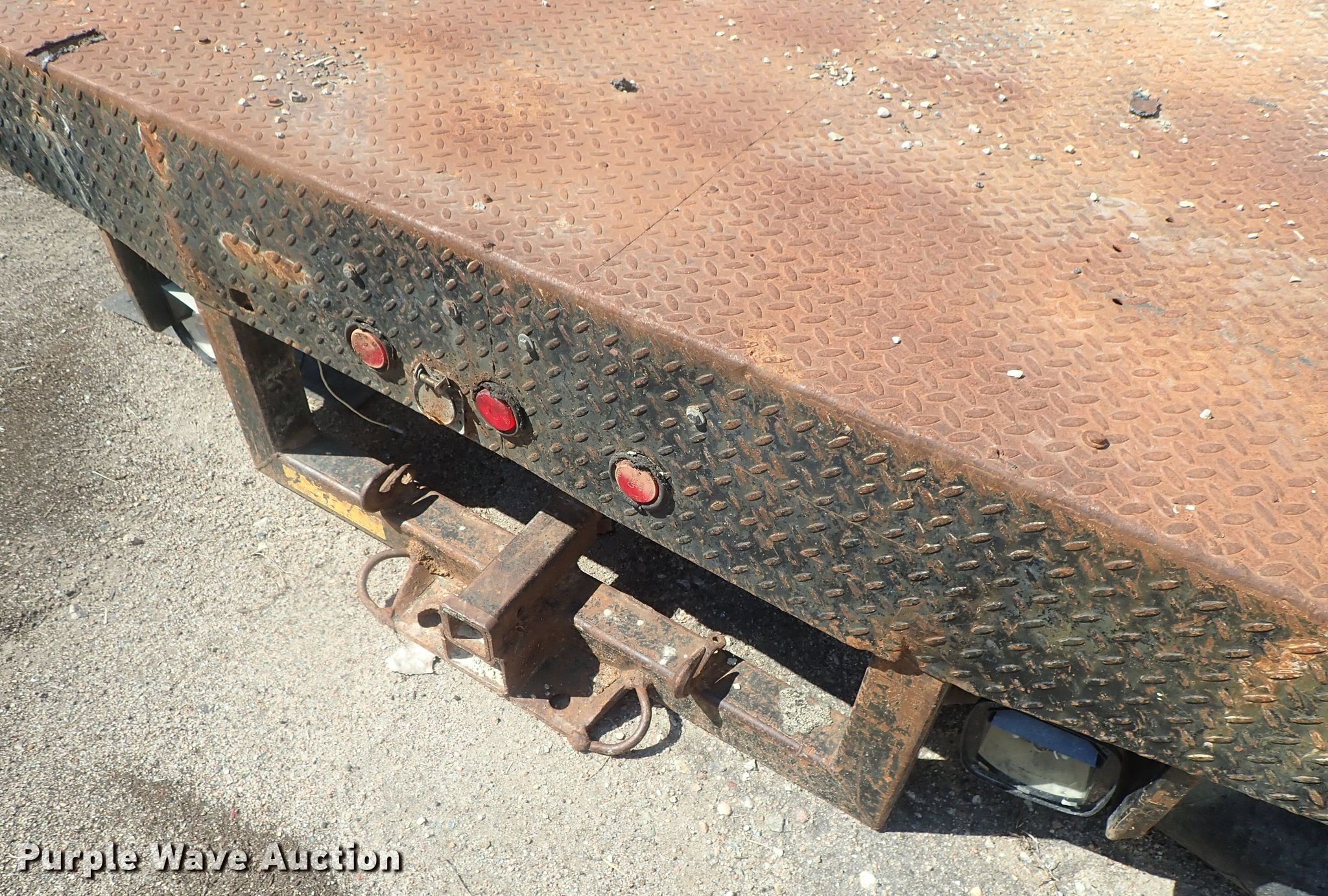 Winkel steel flatbed in Hutchinson, KS | Item DI4635 sold | Purple Wave