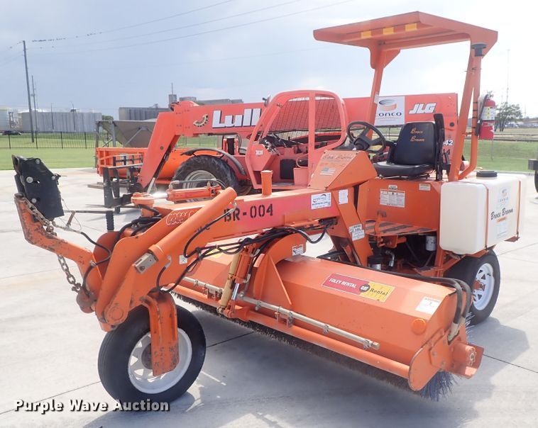 2001 Broce BB250-C broom in Wichita, KS | Item DI4598 sold | Purple Wave
