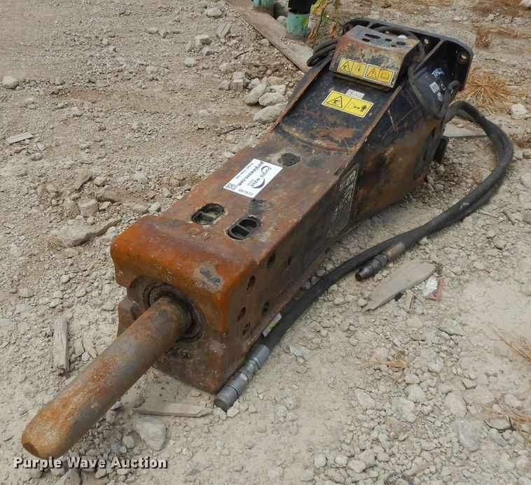 Caterpillar H115E hammer in Topeka, KS | Item DI7572 sold | Purple Wave