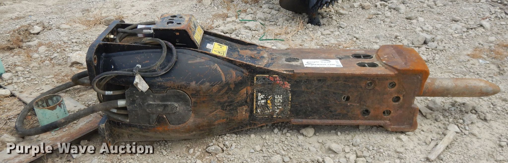 Caterpillar H115E hammer in Topeka, KS | Item DI7572 sold | Purple Wave