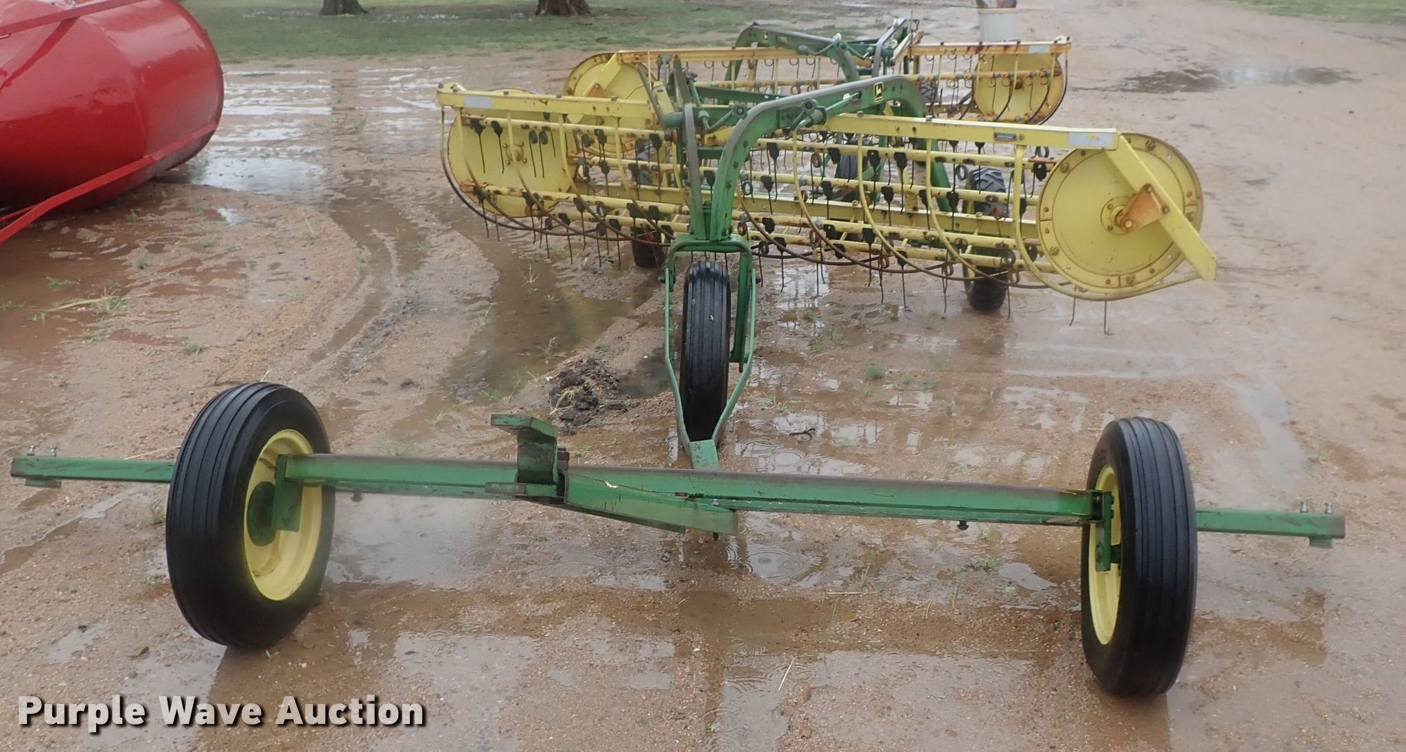 (2) John Deere hay rakes in Kinsley, KS | Item HK9910 sold | Purple Wave