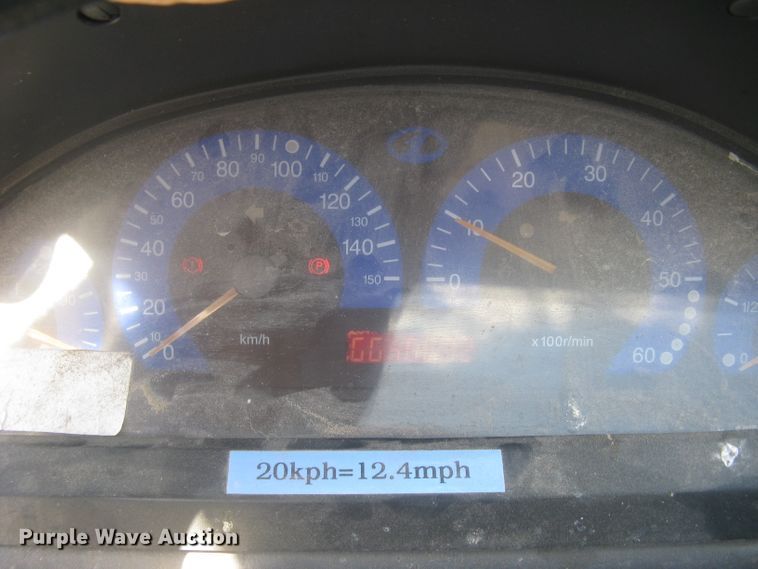 2004 Vantage VanGo CMXI van in Wichita, KS | Item DC1448 sold | Purple Wave