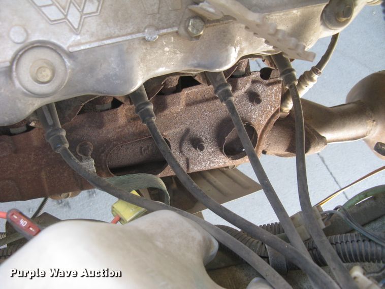 2004 Vantage VanGo CMXI van in Wichita, KS | Item DC1448 sold | Purple Wave