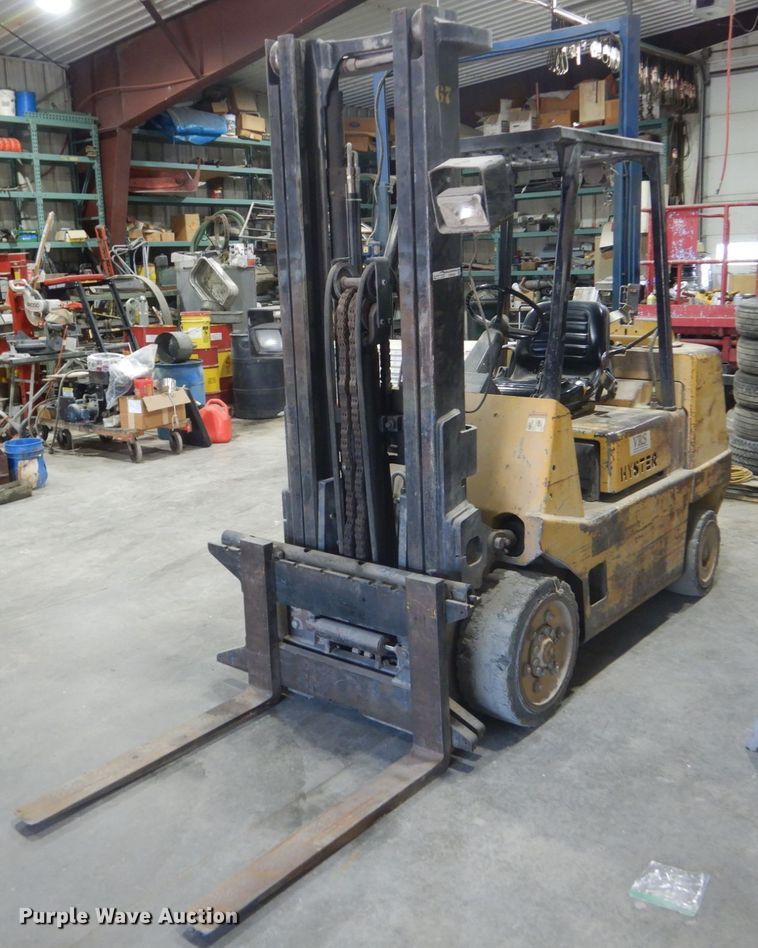 Hyster S80XL forklift in Duncombe, IA | Item FT9186 sold | Purple Wave