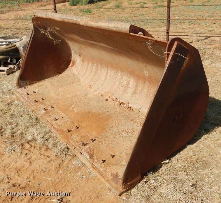 ACS SAMSL120 loader bucket in Wolfforth, TX | Item HO9073 sold | Purple ...