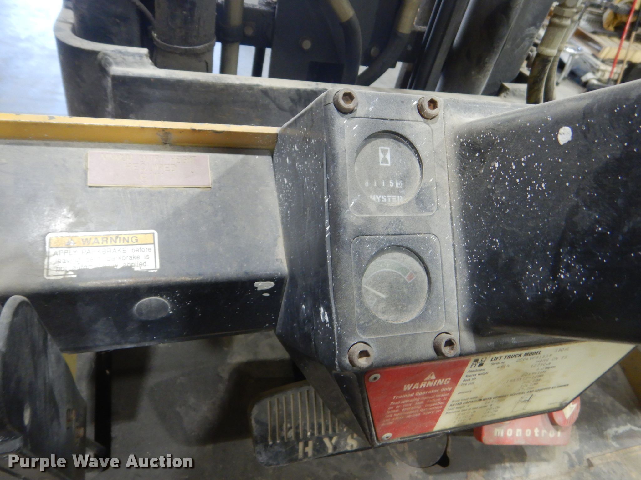 Hyster S80XL forklift in Duncombe, IA | Item FT9186 sold | Purple Wave