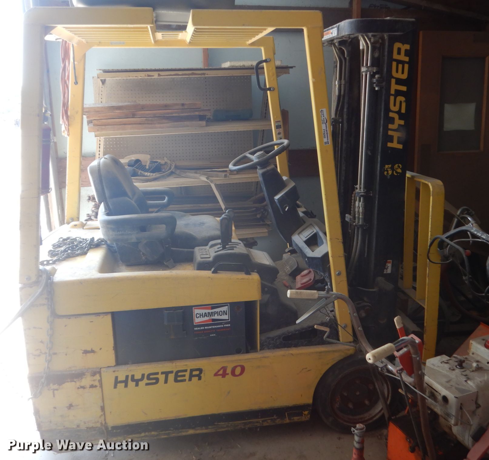 Hyster 40 forklift in Duncombe, IA | Item FT9202 sold | Purple Wave