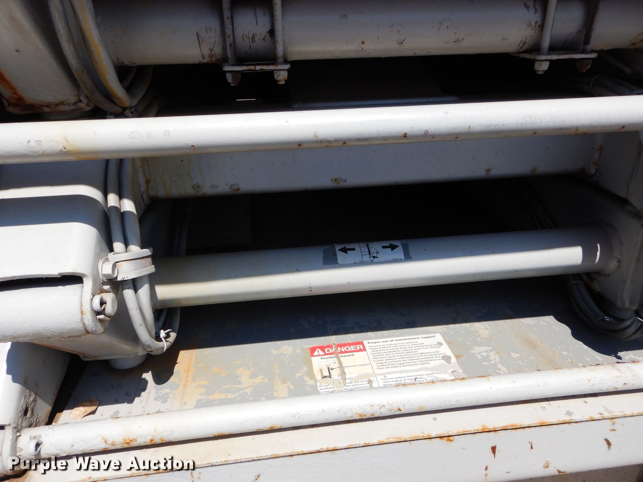 Skyjack SJ 4626 scissor lift in Paola, KS | Item FY9228 sold | Purple Wave