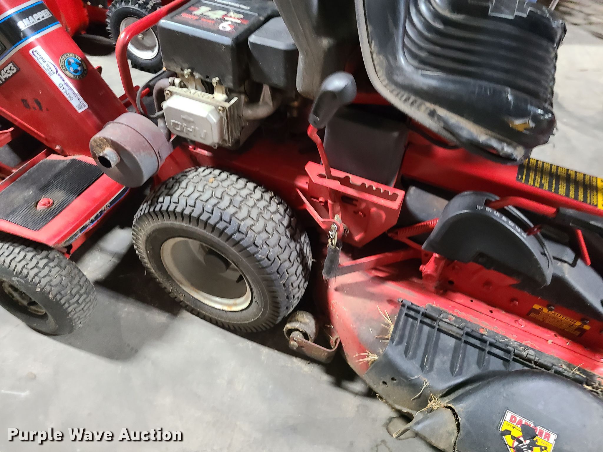 (2) Snapper SR1433 lawn mowers in Raytown, MO | Item GY9489 sold ...