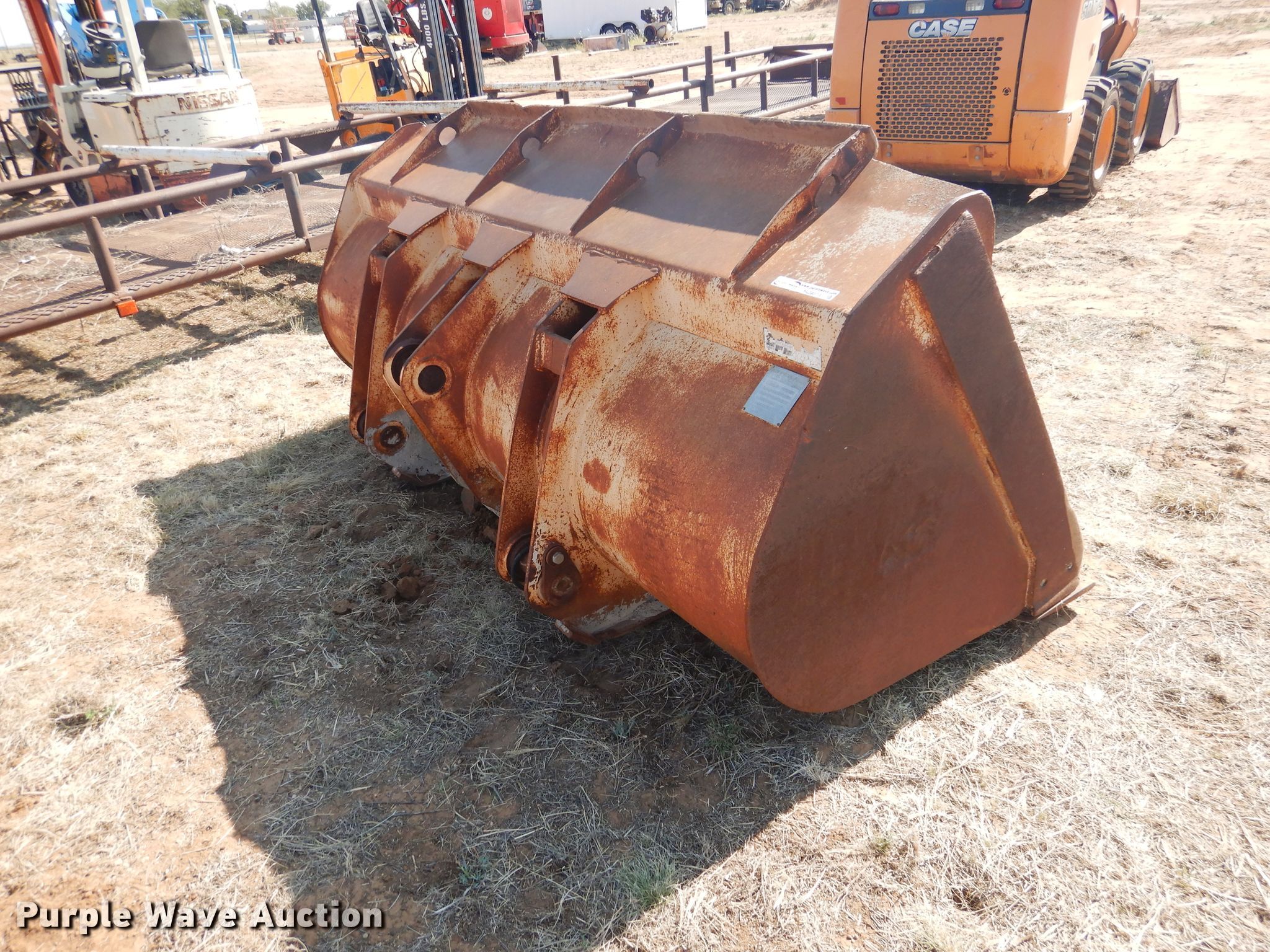ACS SAMSL120 loader bucket in Wolfforth, TX | Item HO9073 sold | Purple ...