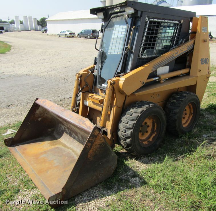 1998 Case 1840 skid steer loader in Elma, IA | Item GQ9097 sold ...