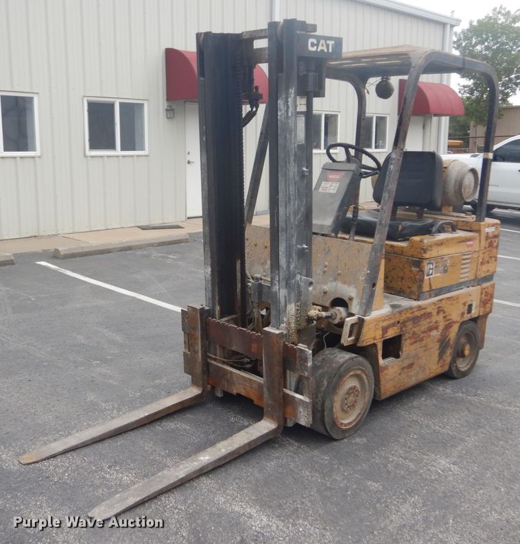 Caterpillar T50D forklift in Maplewood, MO | Item GR9794 sold | Purple Wave