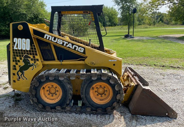 1996 Mustang 2060 skid steer loader in Adrian, MO | Item HE9759 sold ...