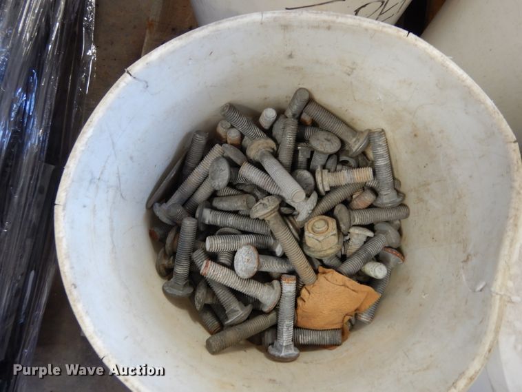 (9) buckets of bolts in Topeka, KS | Item HY9651 sold | Purple Wave