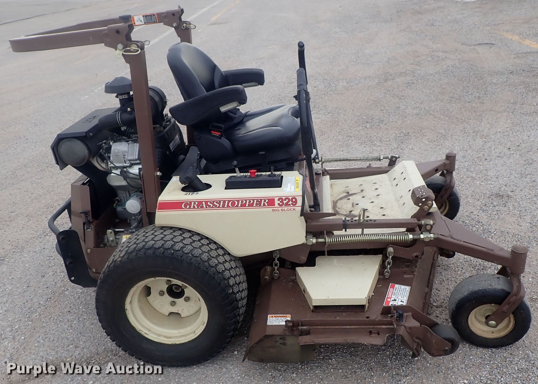 Grasshopper 329 ZTR lawn mower in Wichita, KS | Item DE0701 sold ...