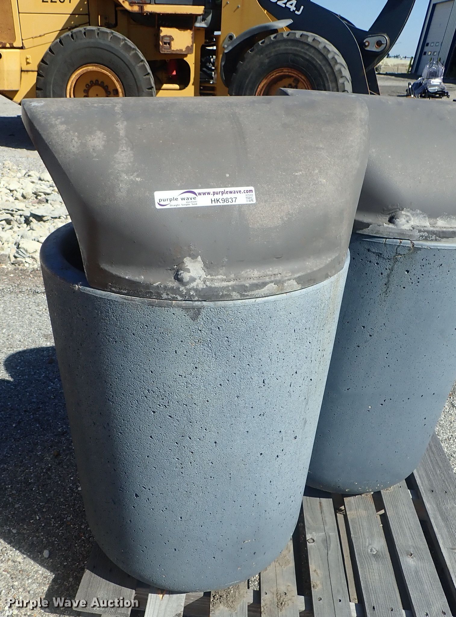 (2) concrete trash cans in Wichita, KS | Item HK9837 sold | Purple Wave