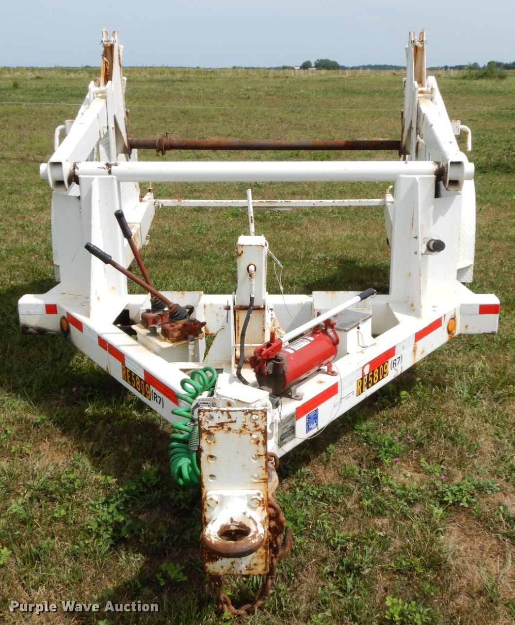 2000 Butler reel trailer in Clinton, IL | Item HJ9606 sold | Purple Wave