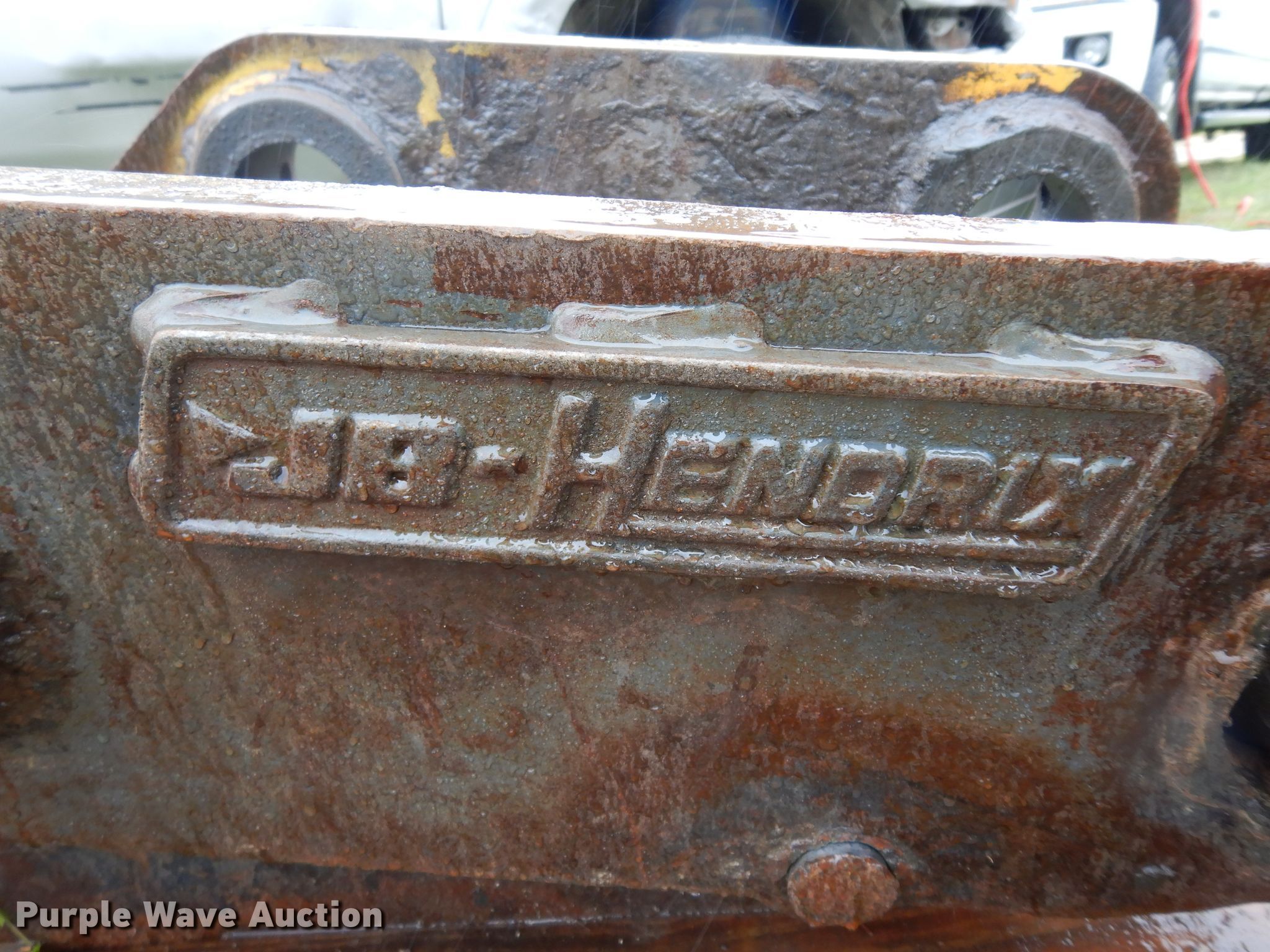 Jb Hendrix excavator coupler in Milford, KS | Item HY9708 sold | Purple ...