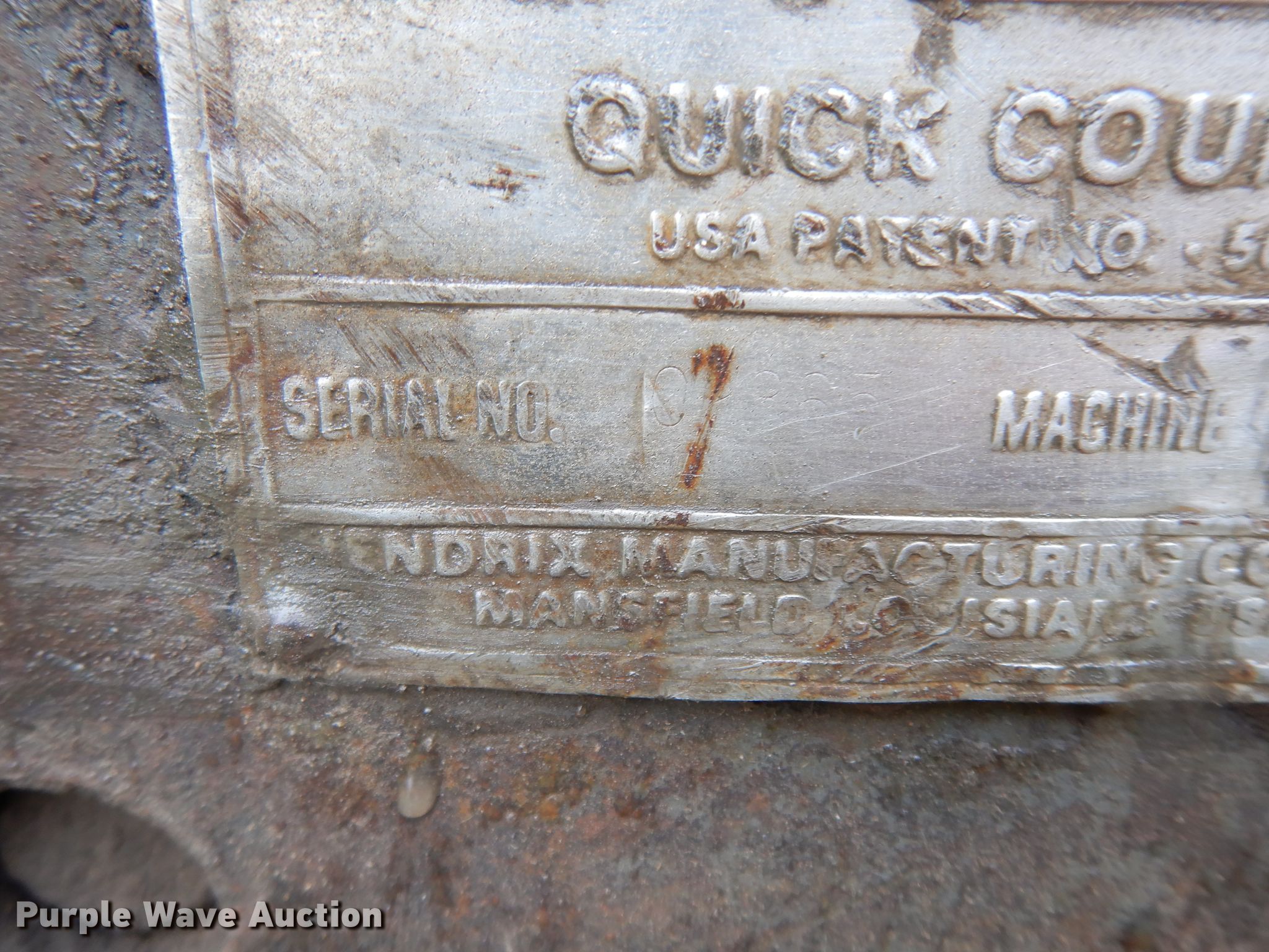 Jb Hendrix excavator coupler in Milford, KS | Item HY9708 sold | Purple ...