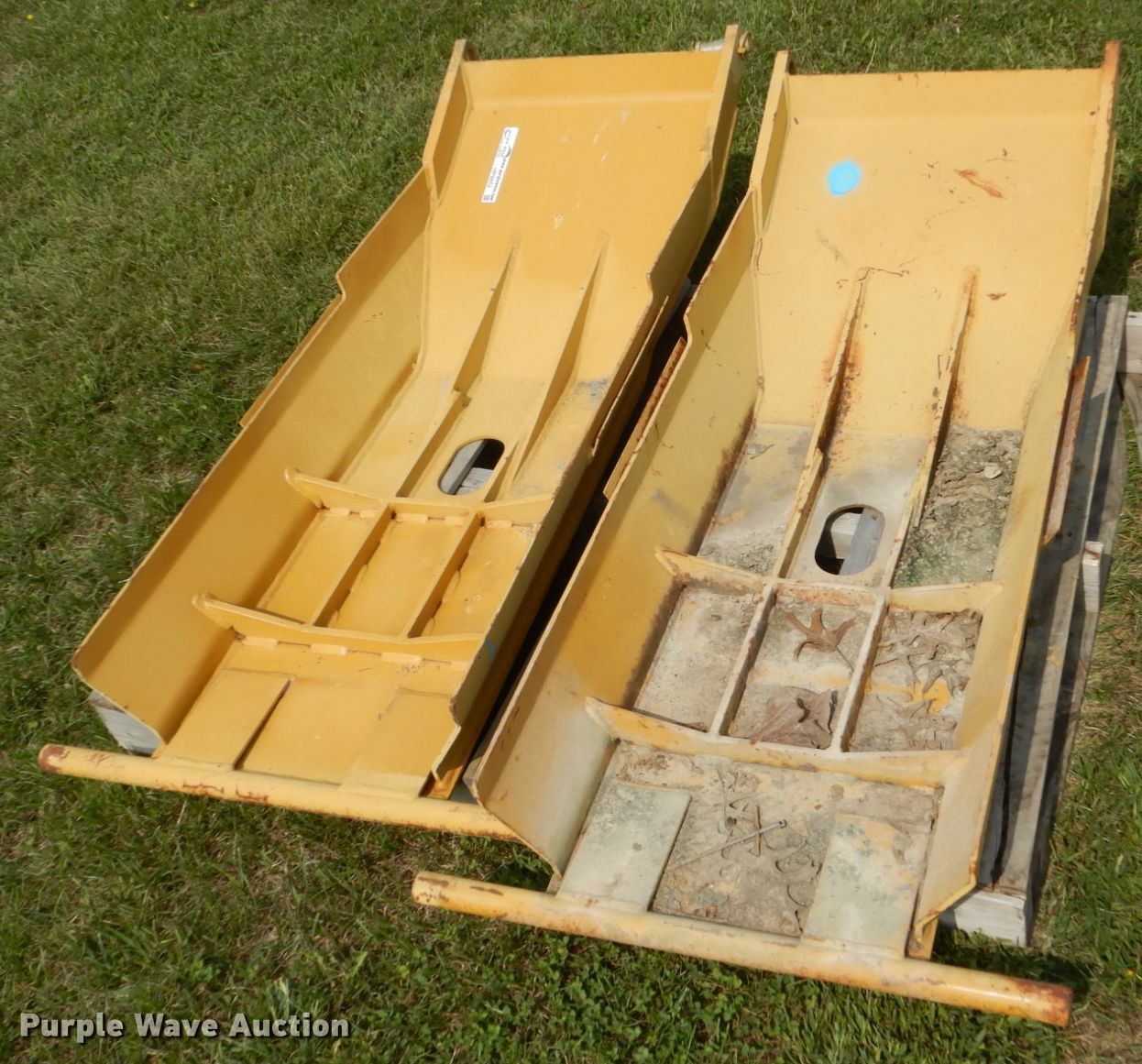 Belly pans in Knoxville, IA | Item HP9852 sold | Purple Wave