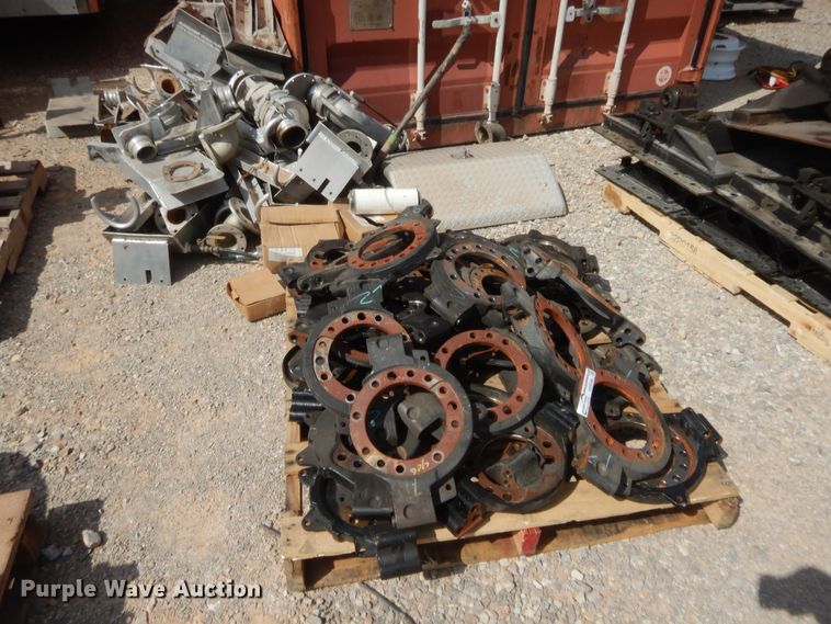 Bendix brake backing plates in Oklahoma City, OK | Item HW9396 sold ...