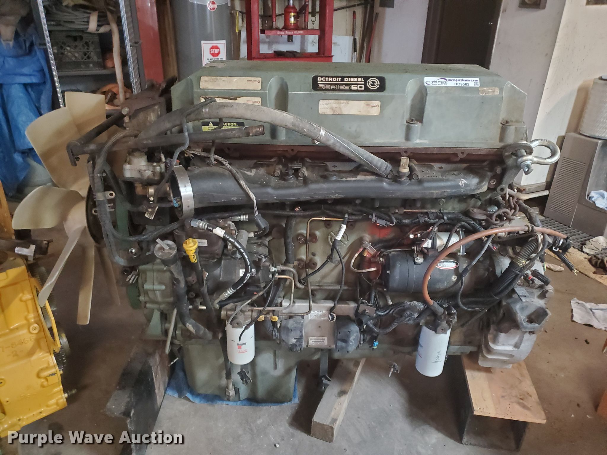 Detroit Diesel Series 60 14.0L six cylinder diesel engine in Russell ...