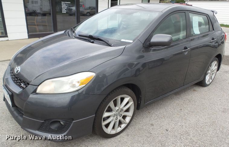 2009 Toyota Matrix XRS in Perry, IA | Item HF9602 sold | Purple Wave